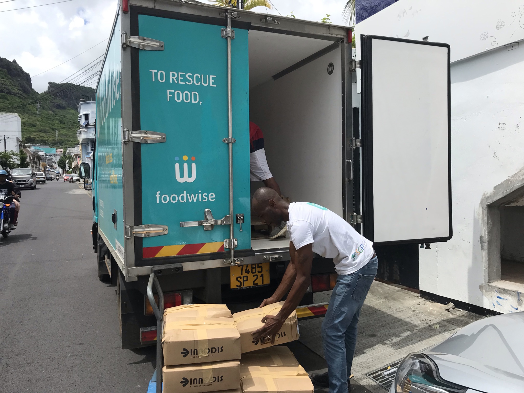 35,000 meals redistributed in 8 months: How Innodis and FoodWise are ...